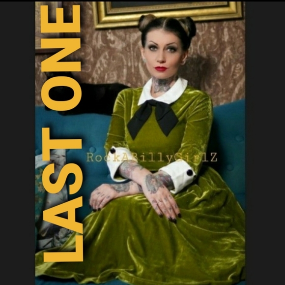 Tatyana | Dresses | Tatyana Maud Green Velvet Fitnflare Easter Cuffed ...